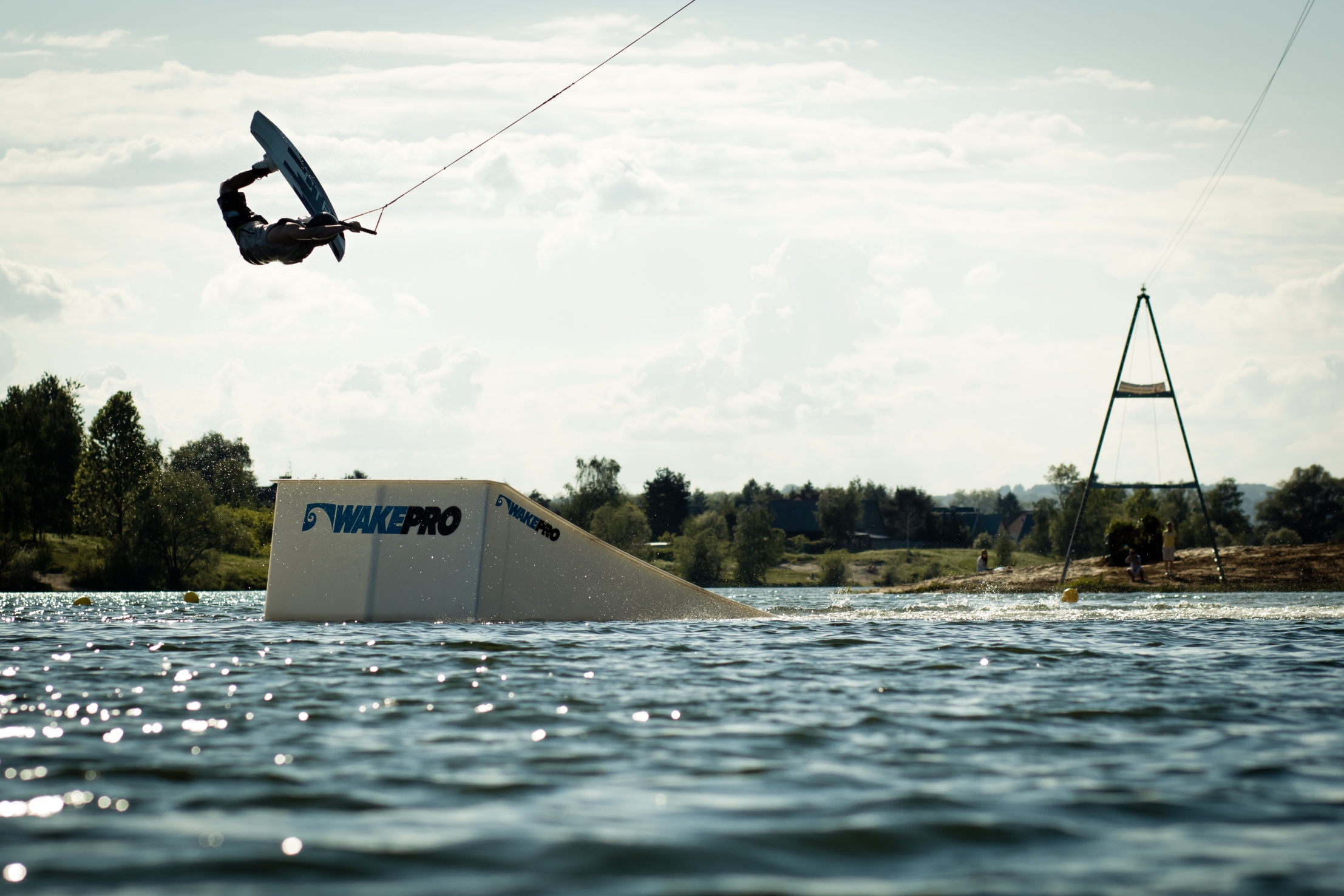 About us - Wakepark features | Wakepark obstacles | Wakepro.eu